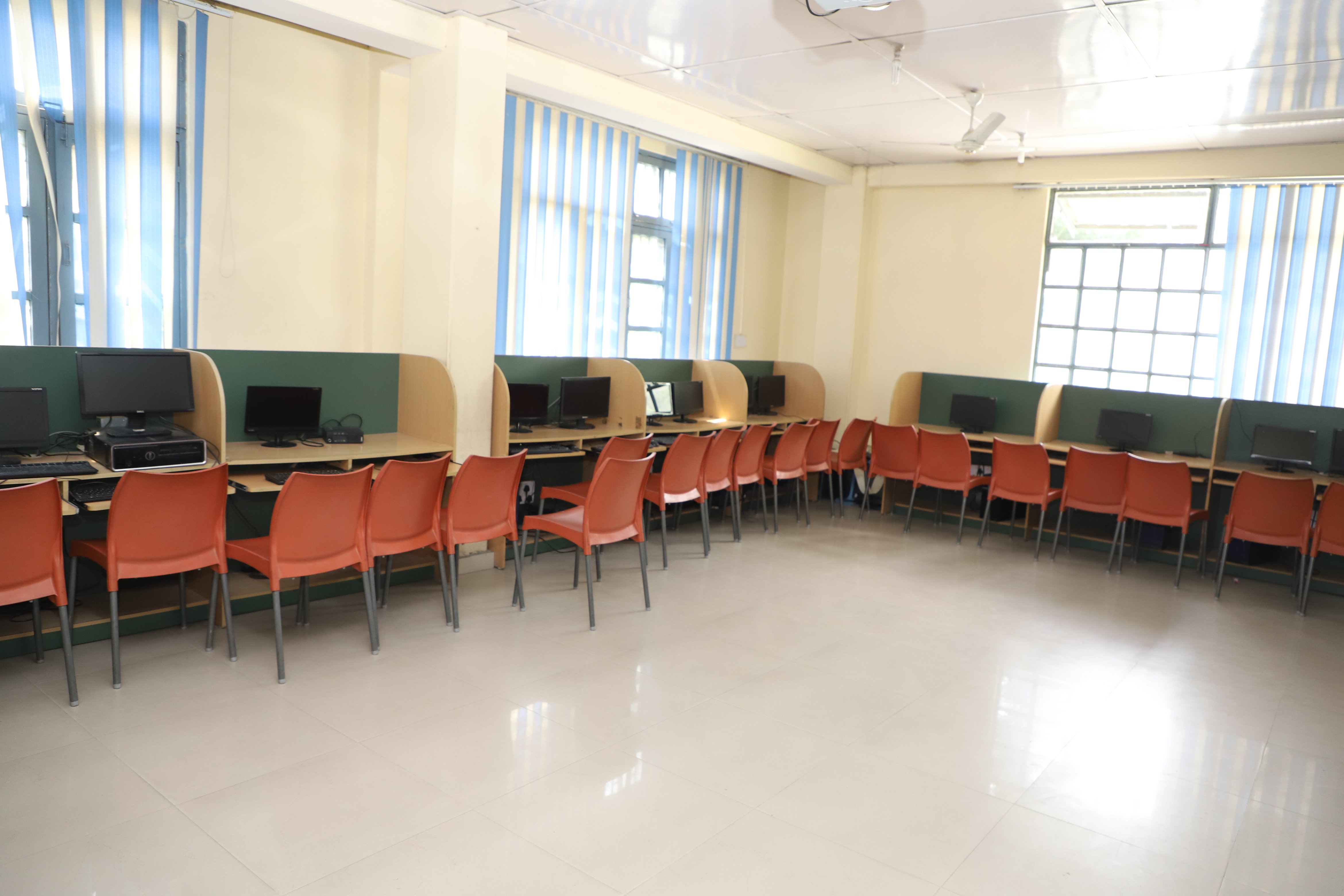 Welcome to DR. DEVI CHAND DAV SR. SEC. PUBLIC SCHOOL MOHAL